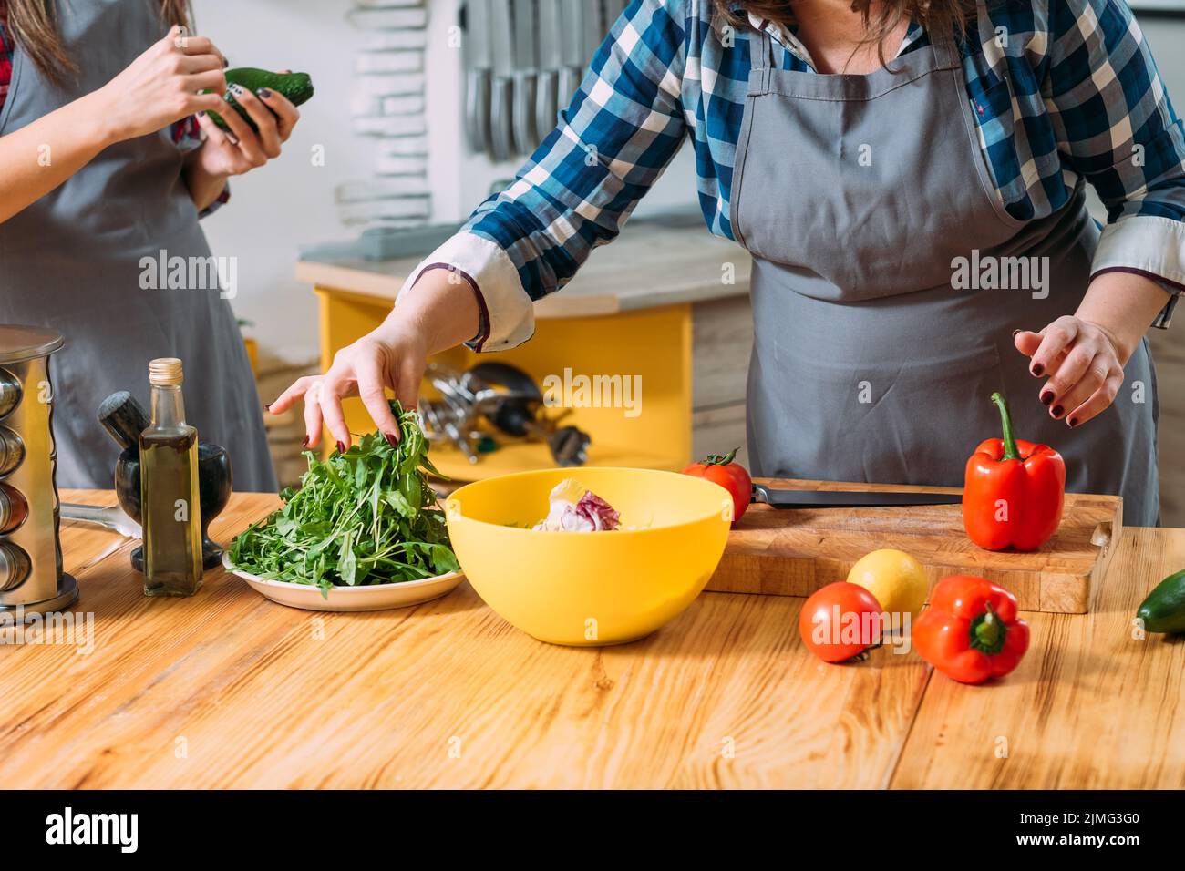 women making salad healthy nutrition lifestyle Stock Photo - Alamy