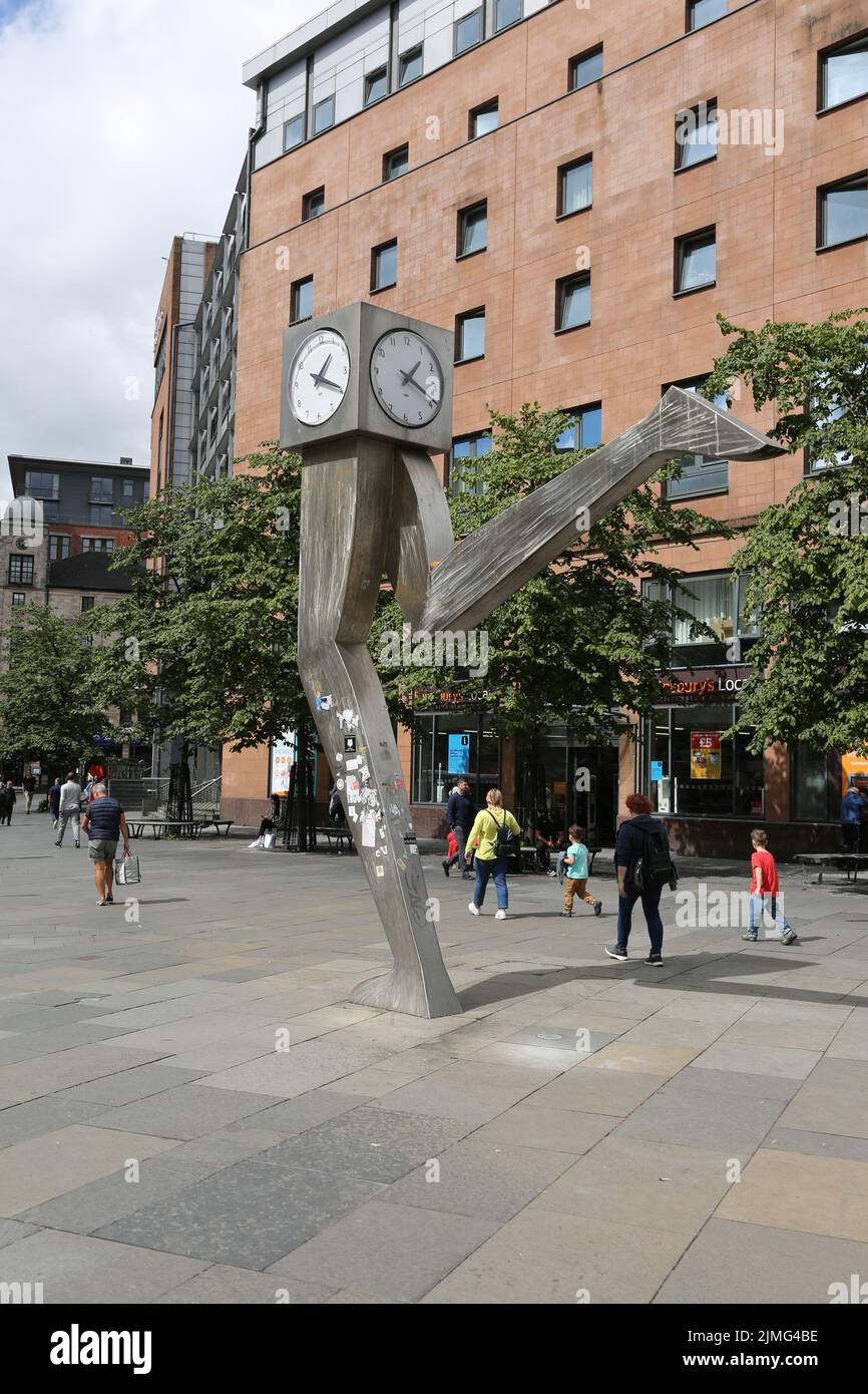 The Clyde Clock, Killermont Street, Glasgow, Scotland, UK. The cube ...