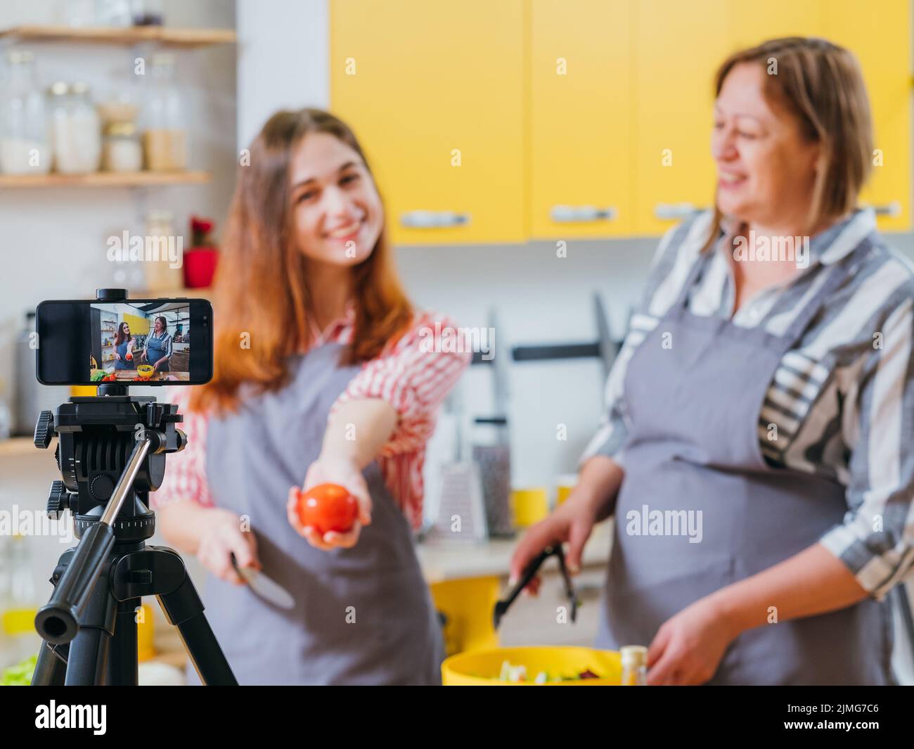 home food recipe video tutorial vegetable salad Stock Photo - Alamy