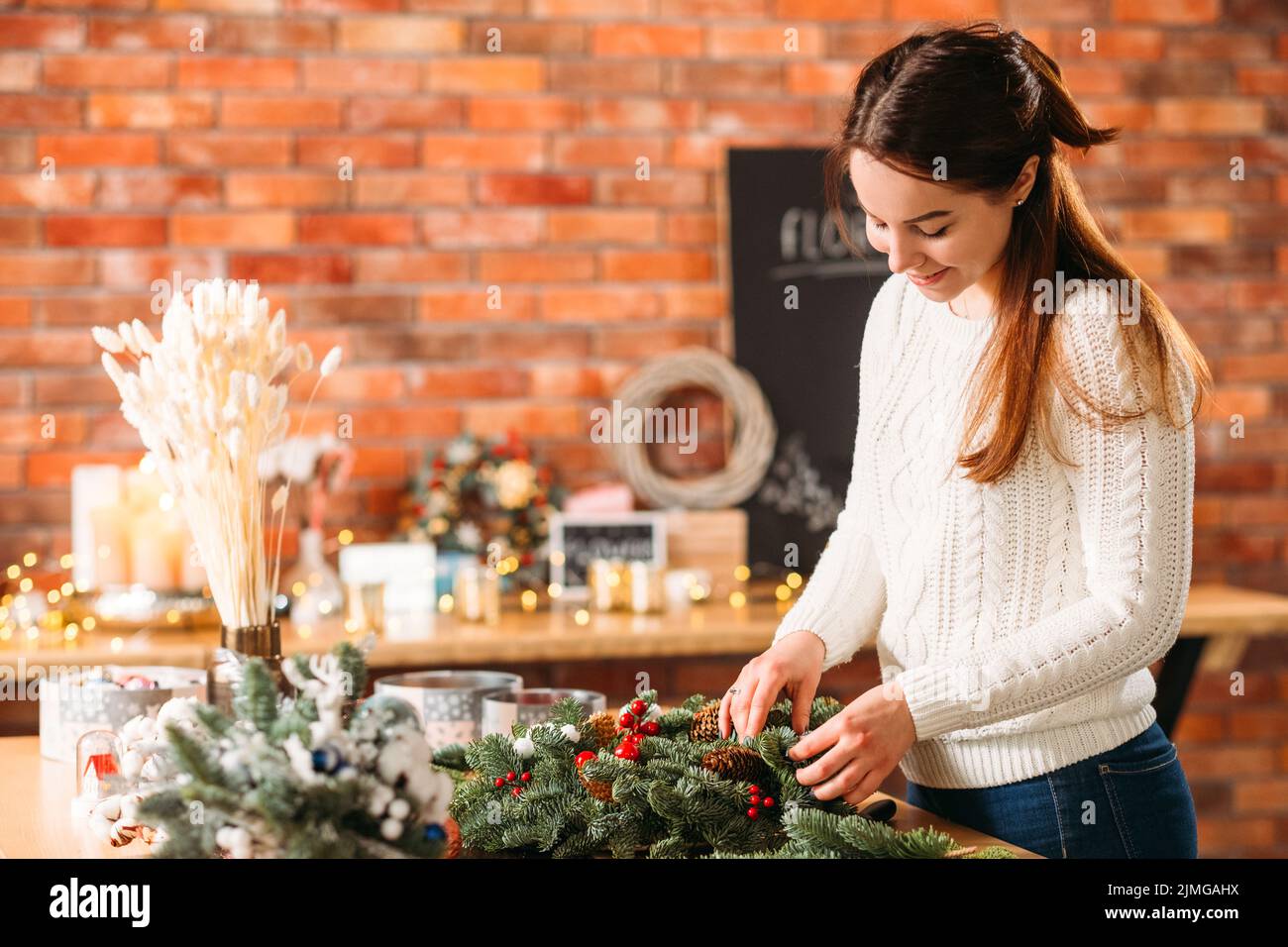 Lady florist hi-res stock photography and images - Alamy