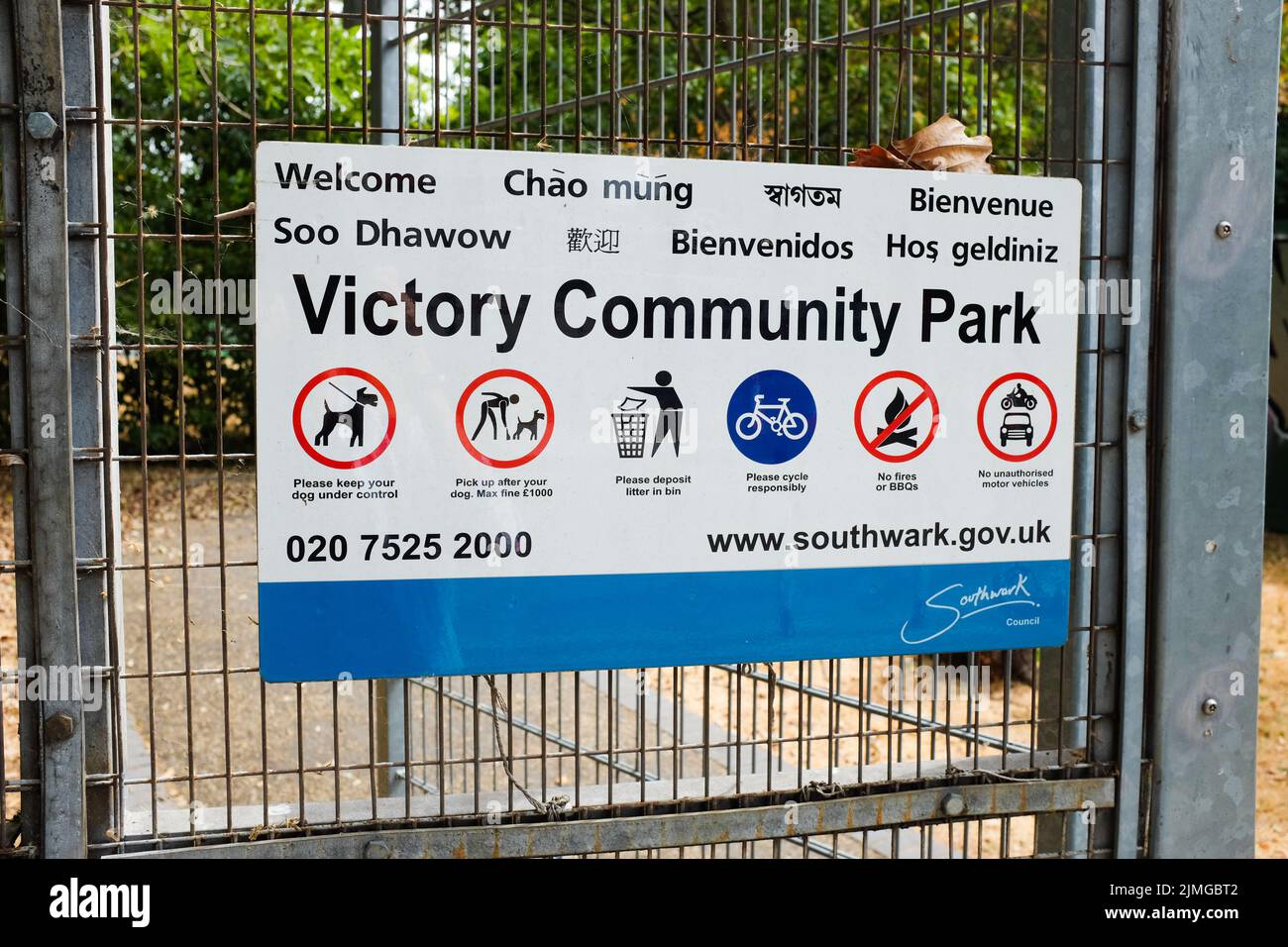A sign for Victory Community Park in Southwark, London, England Stock ...