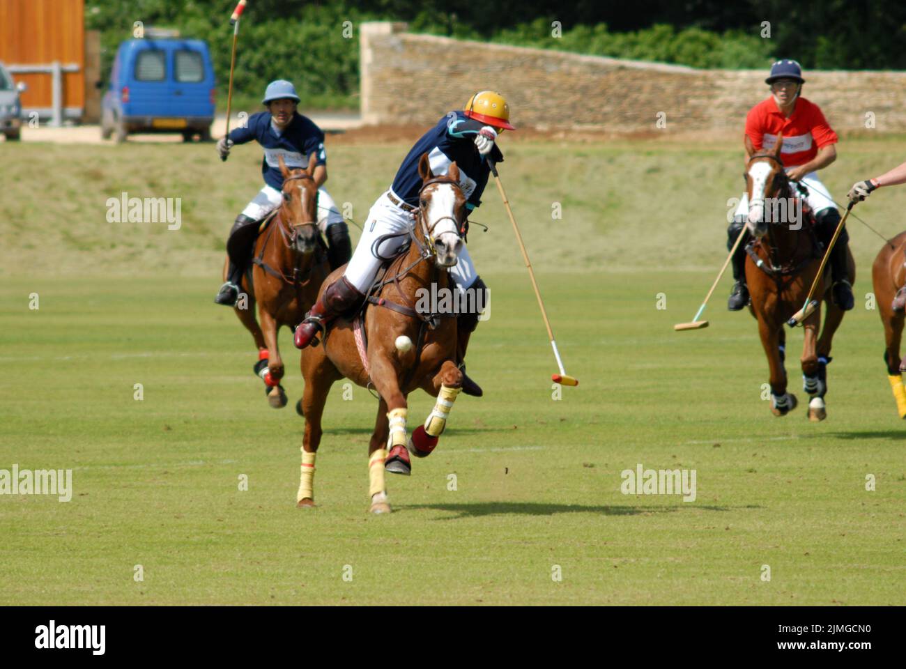 Spot the ball hi-res stock photography and images - Alamy
