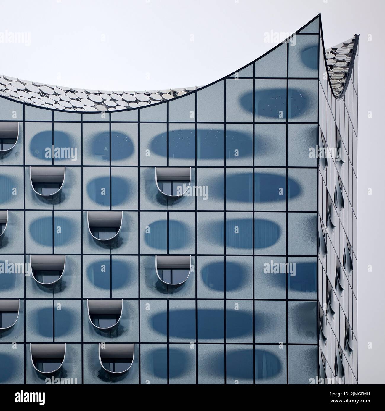 Elbphilharmonie glass facade hi-res stock photography and images - Alamy