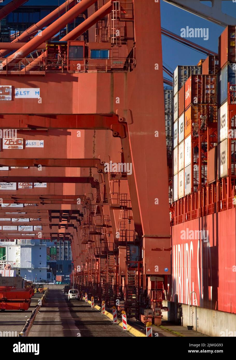 Container port vertical hi-res stock photography and images - Alamy