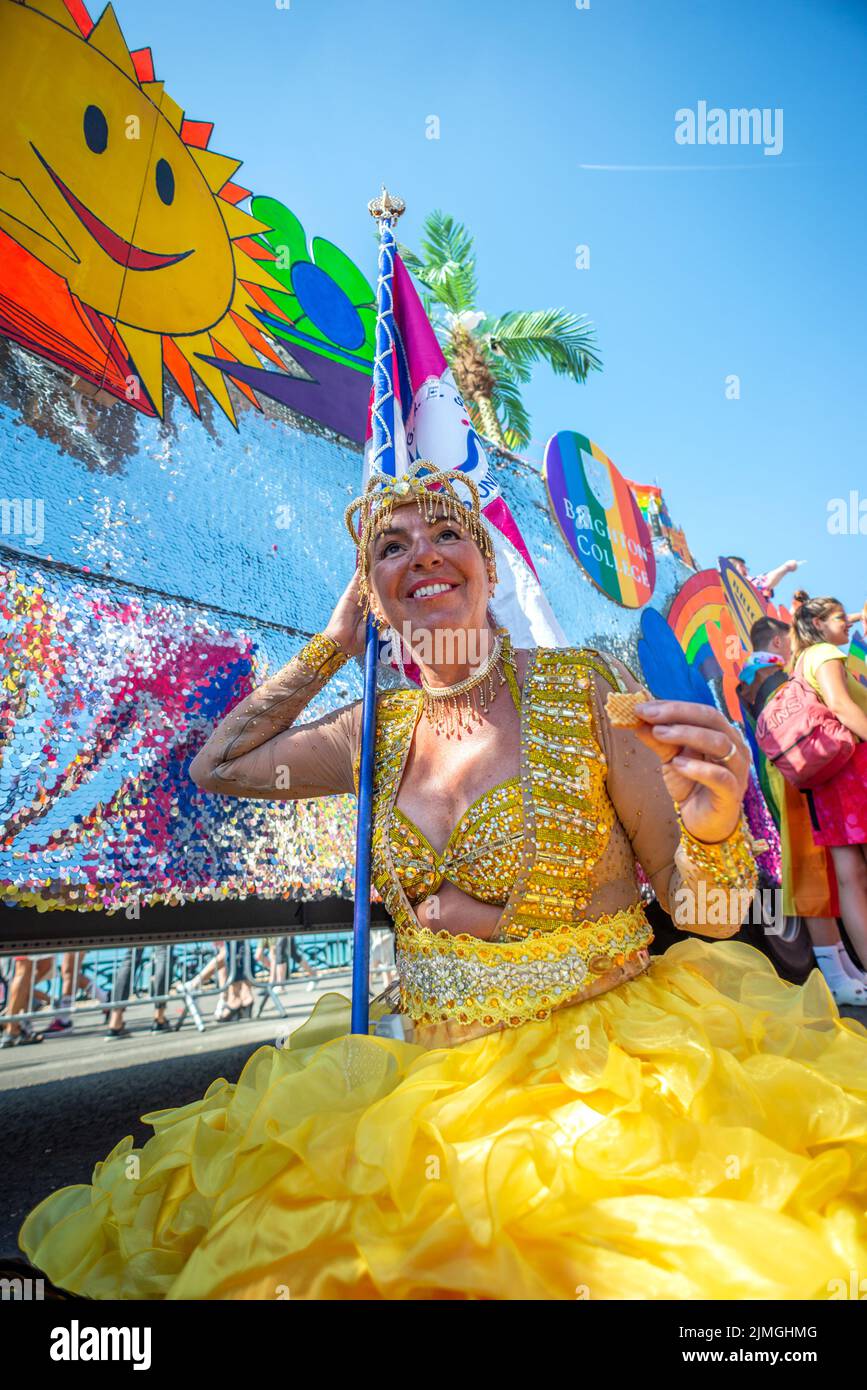 Brighton, August 6th 2022: people getting ready at the start of the ...
