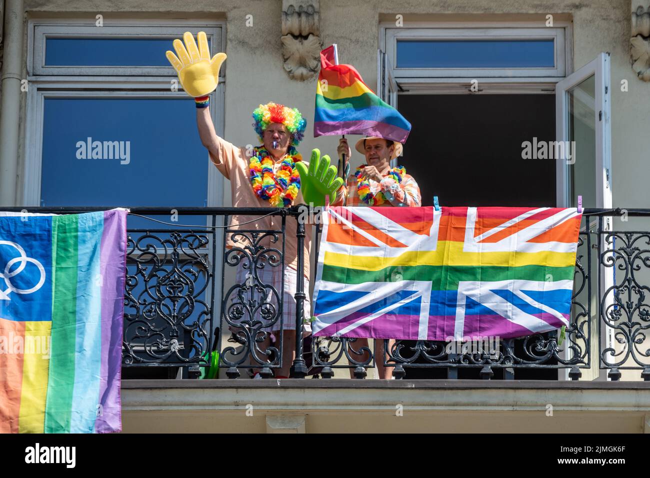 Brighton, August 6th 2022: people getting ready at the start of the ...