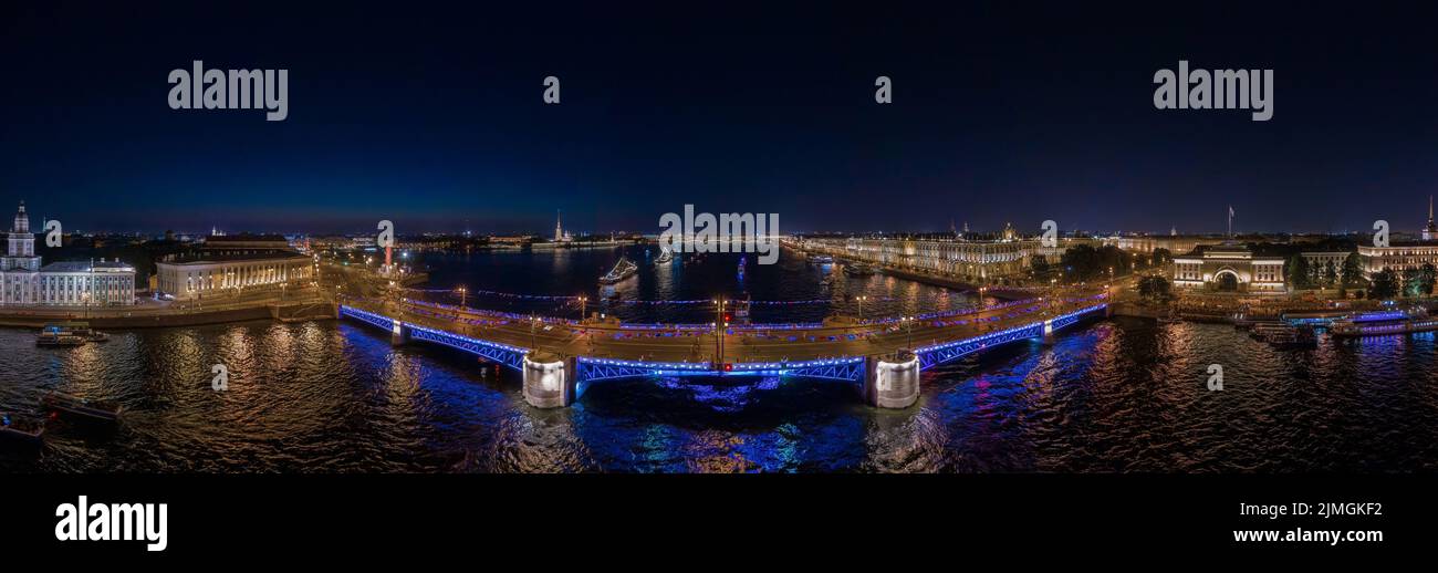 Night landscape of festivities on the day of the Russian Navy ...