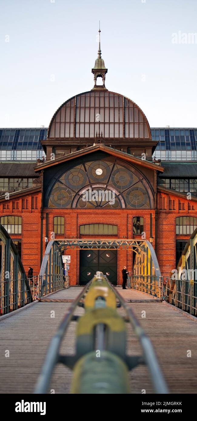 Waterfront facade of the Hamburg-Altona fish auction hall, Hamburg ...