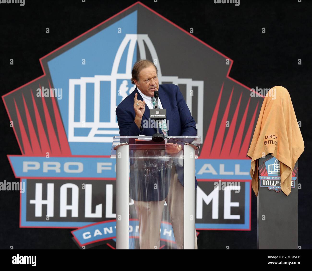 Canton, United States. 06th Aug, 2022. ESPN's Chris Berman speaks ...