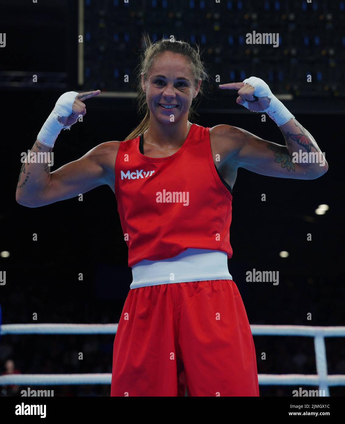 Northern Ireland's Carly McNaul celebrates winning the Women's Light ...