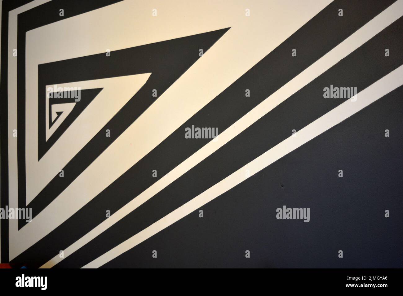 A black and white drawing of stripes of different widths and lengths ...