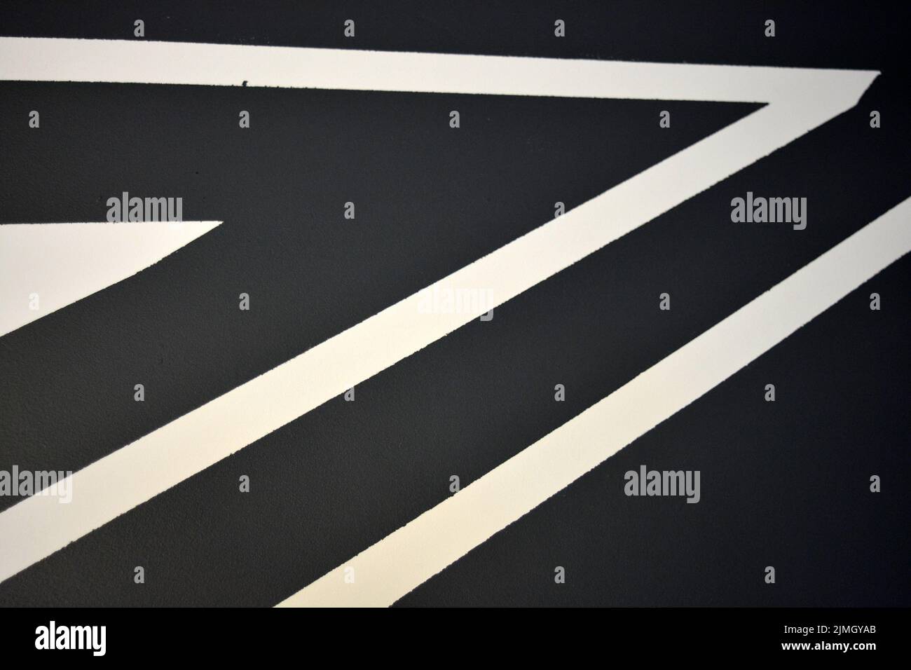 A black and white drawing of stripes of different widths and lengths ...