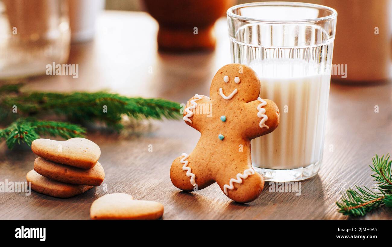 happy childhood christmas memories gingerbread Stock Photo - Alamy