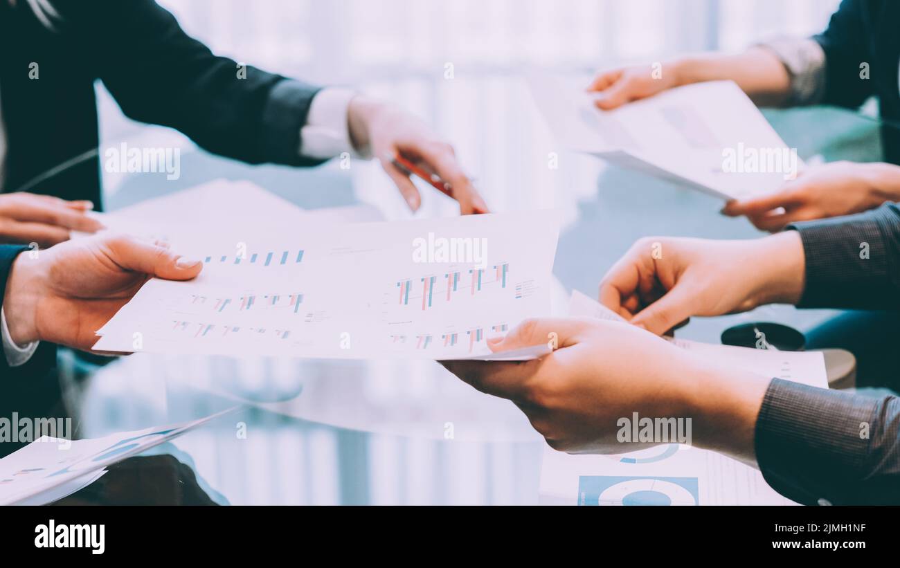 Conference room teamwork hi-res stock photography and images - Alamy