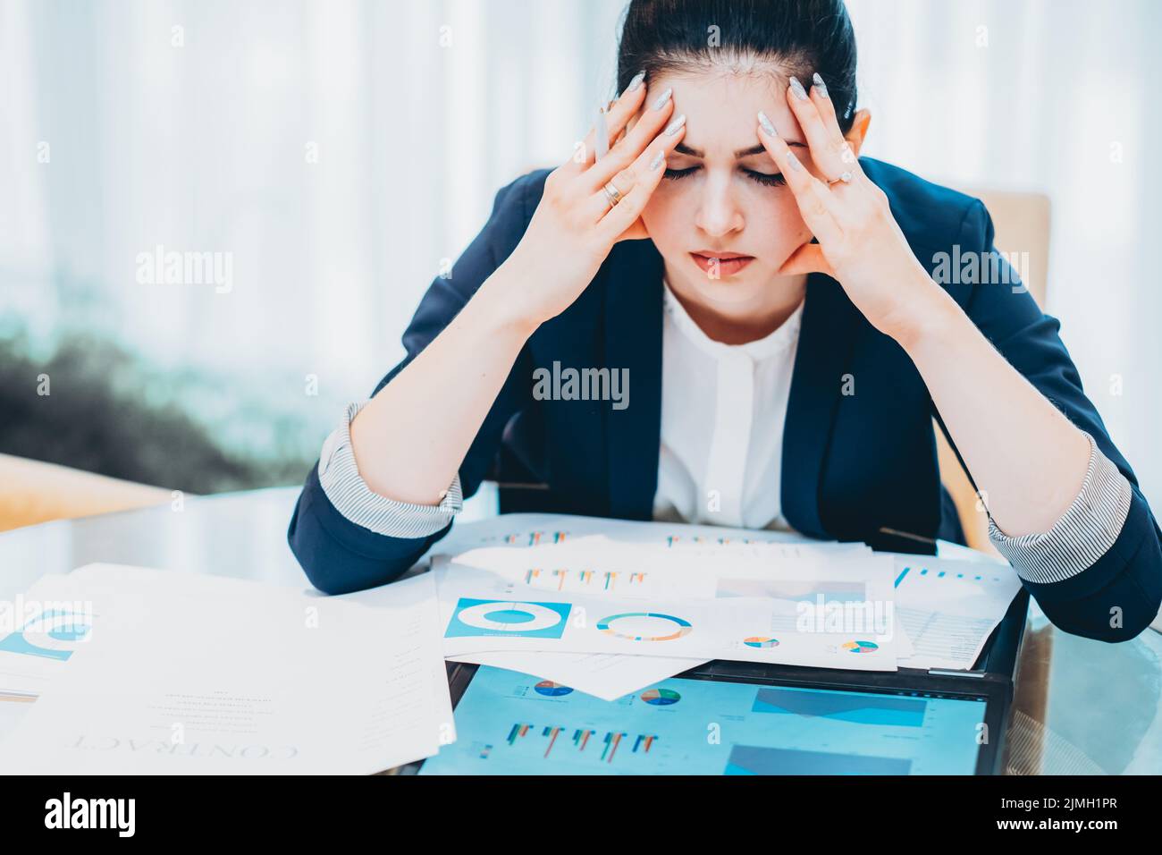 pressure deadlines stressed business woman office Stock Photo - Alamy