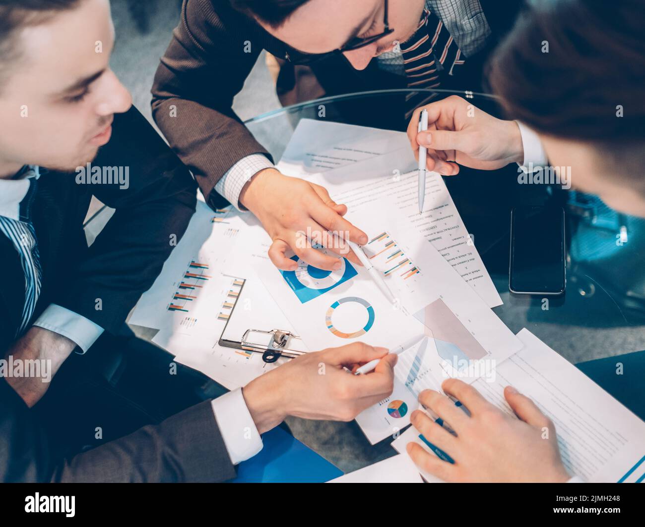 Teamwork results hi-res stock photography and images - Alamy