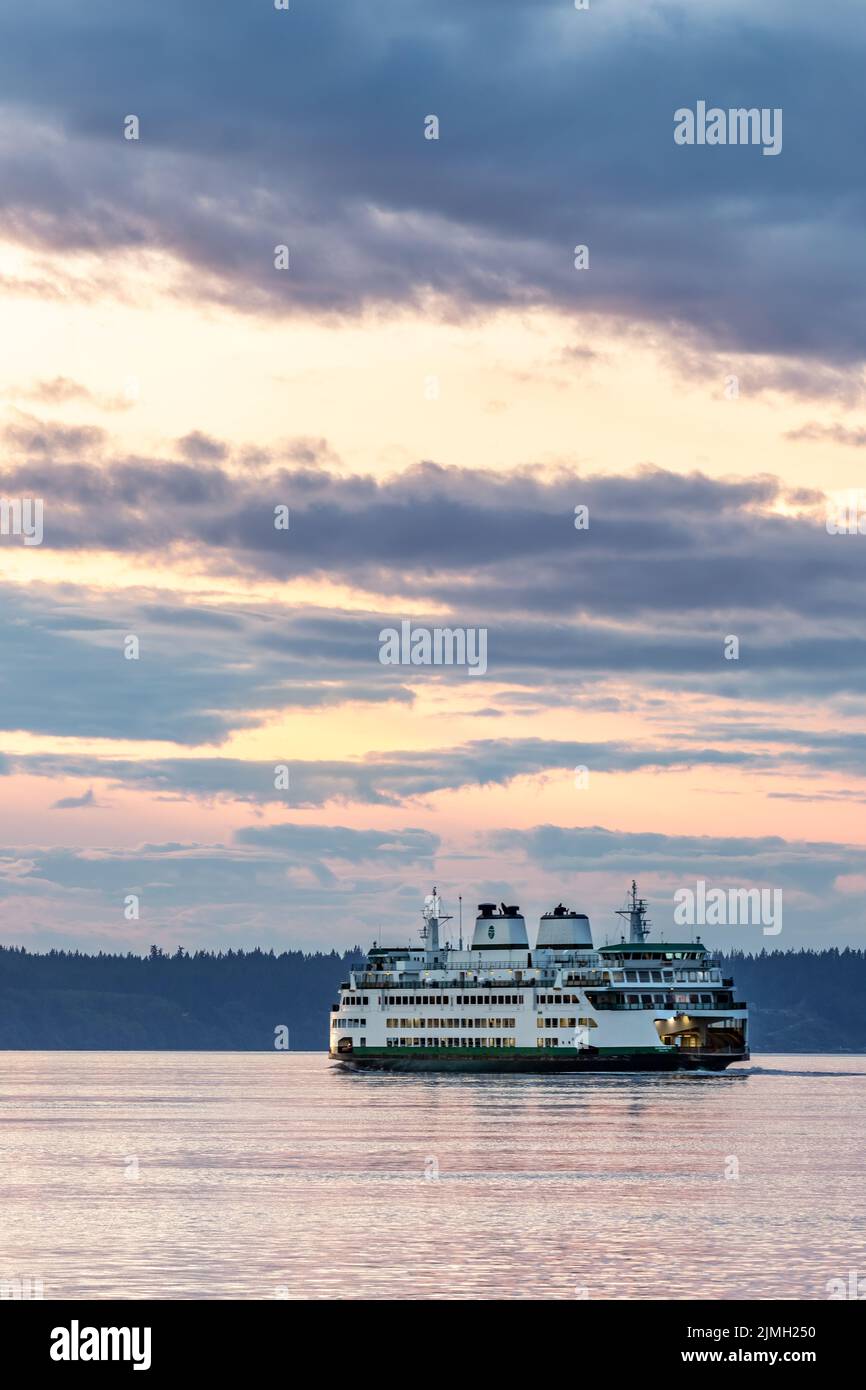 Mukilteo ferry terminal hi-res stock photography and images - Alamy
