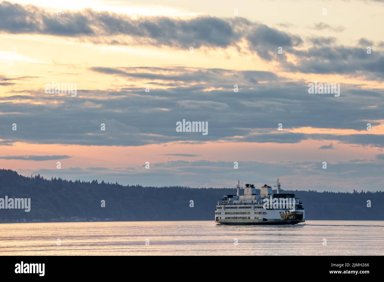 Mukilteo ferry terminal hi-res stock photography and images - Alamy