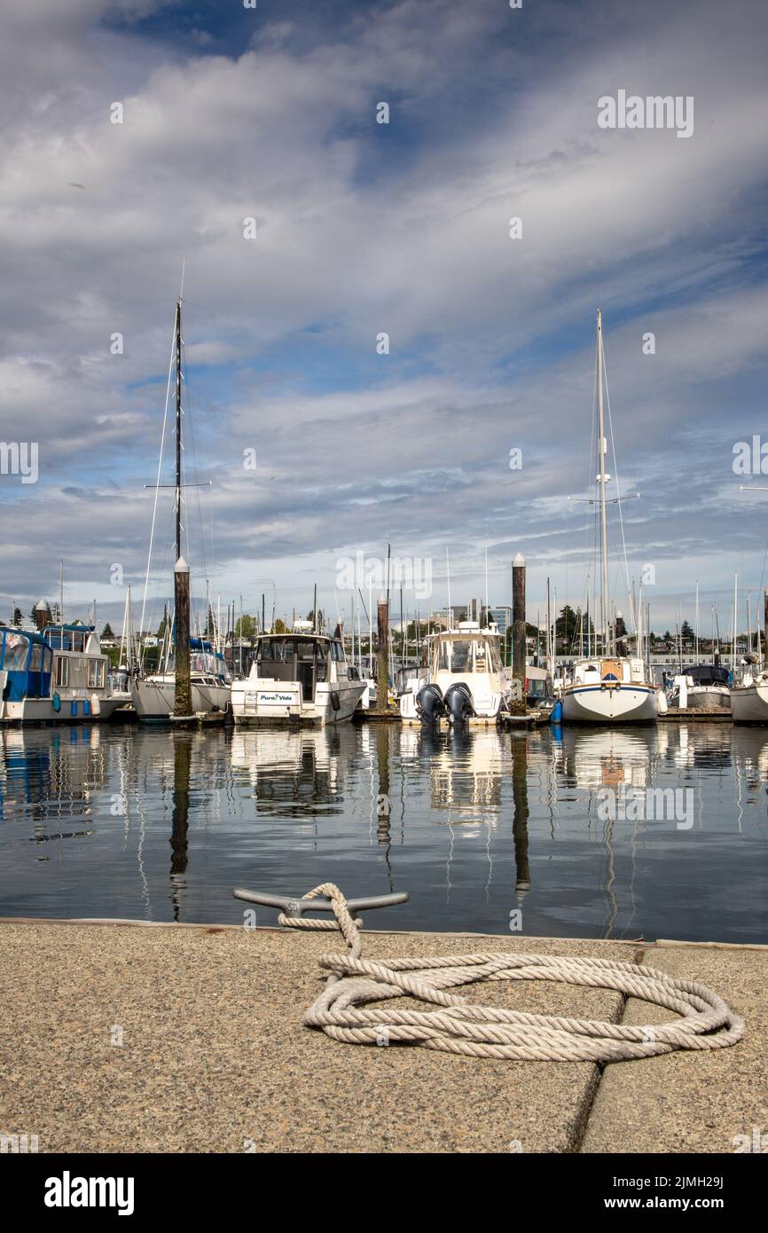 Port of everett marina hi-res stock photography and images - Alamy