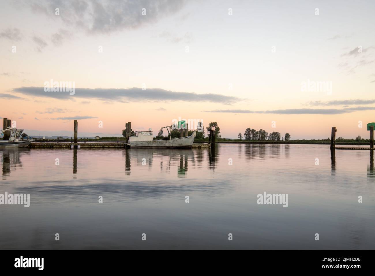 Everett washington jetty hi-res stock photography and images - Alamy