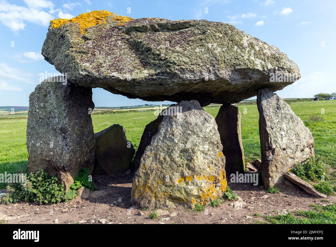 Neolithic longhouse hi-res stock photography and images - Alamy