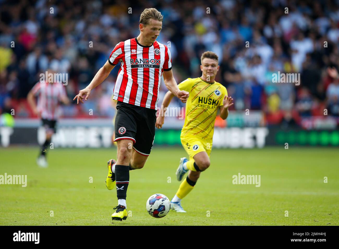 Sander Berge #8 of Sheffield United Stock Photo - Alamy