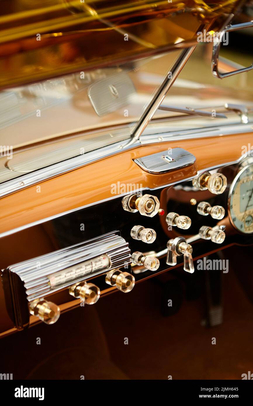 Image of Car,Classic Car instrument panel Stock Photo - Alamy
