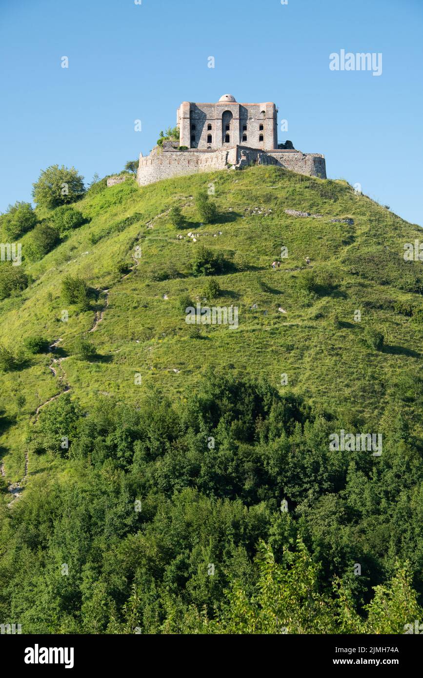 Structure forte hi-res stock photography and images - Alamy