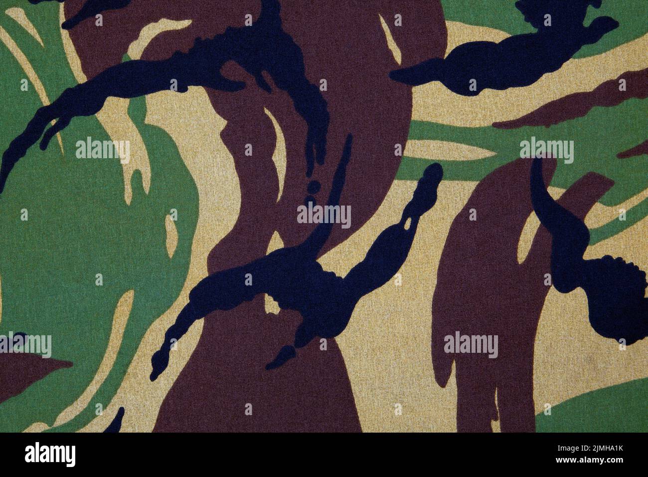 Camouflage colour hi-res stock photography and images - Alamy