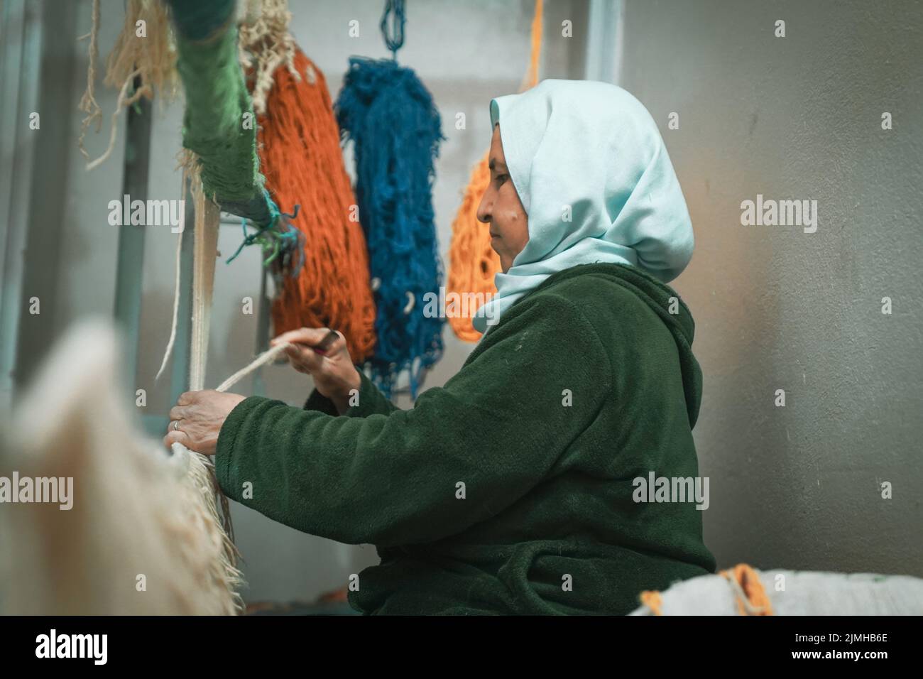 The Process of Making Moroccan Rugs Stock Photo - Alamy