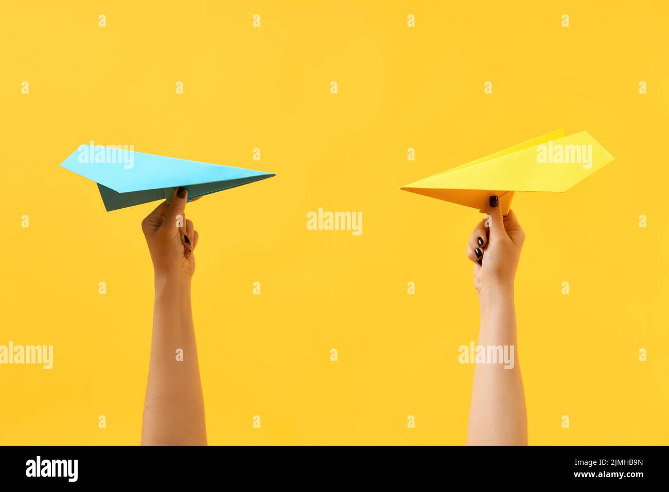 Origami paper airplanes that fly hi-res stock photography and images ...
