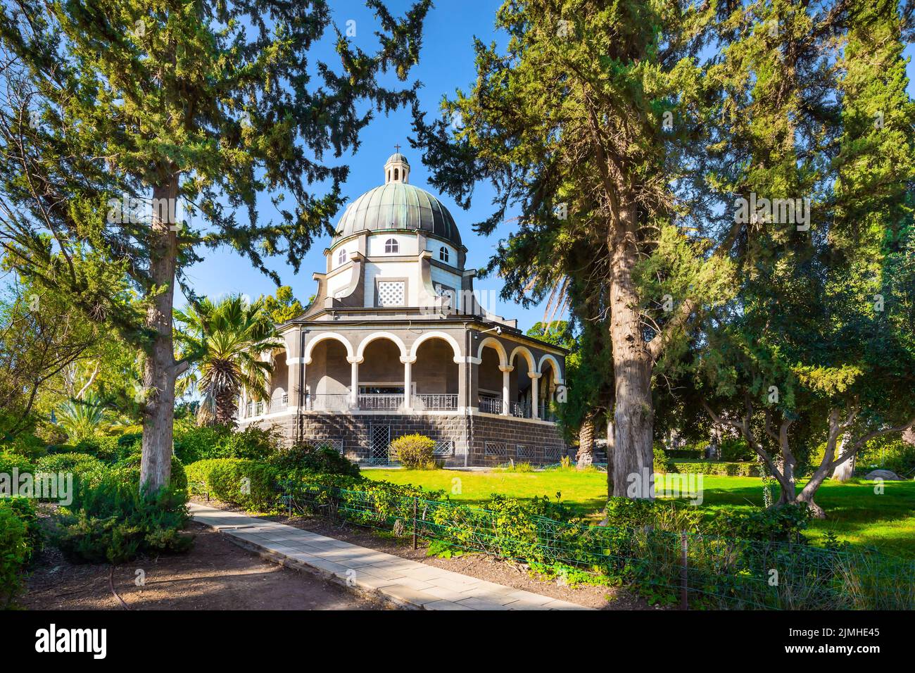 Blooming park around the monastery Stock Photo - Alamy