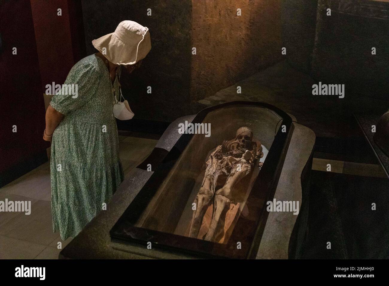 August 6, 2022: Tabnit's mummy in the Istanbul Archaeology Museums ...