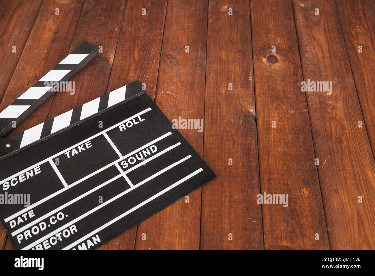 Wooden clapperboard hi-res stock photography and images - Alamy