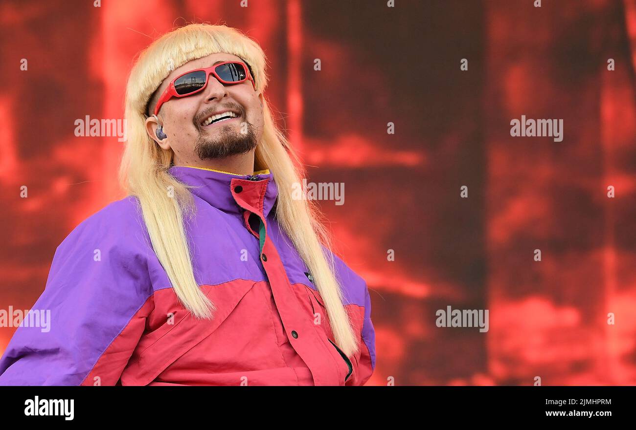 Oliver tree music hi-res stock photography and images - Alamy