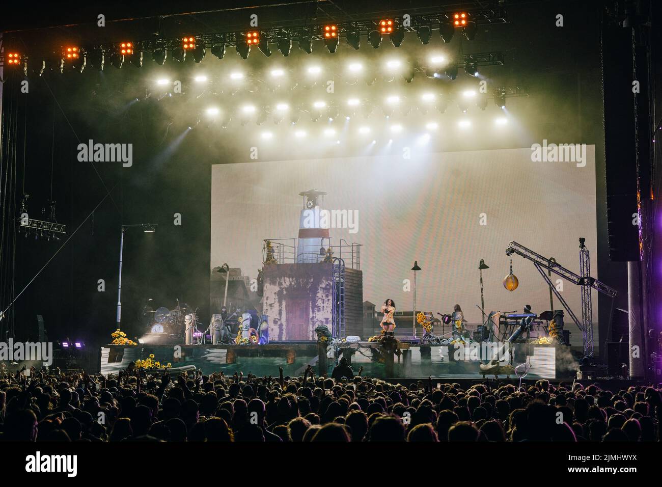 SZA performs at the Lands End Stage during the Outside Lands 2022 Music ...
