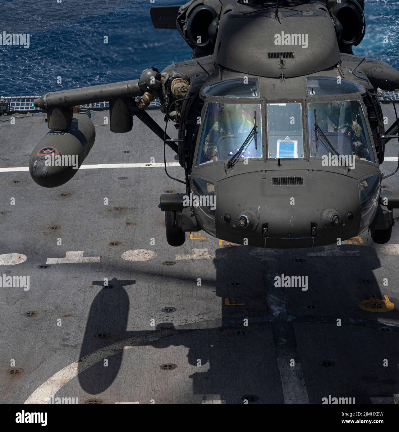 A UH-60 Black Hawk helicopter assigned to Joint Task Force-Bravo’s 1 ...