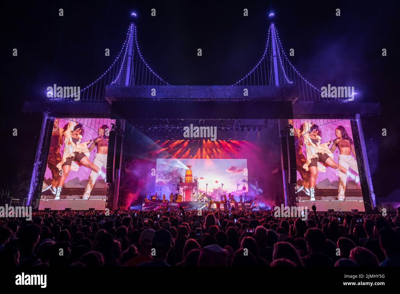 SZA performs at the Lands End Stage during the Outside Lands 2022 Music ...