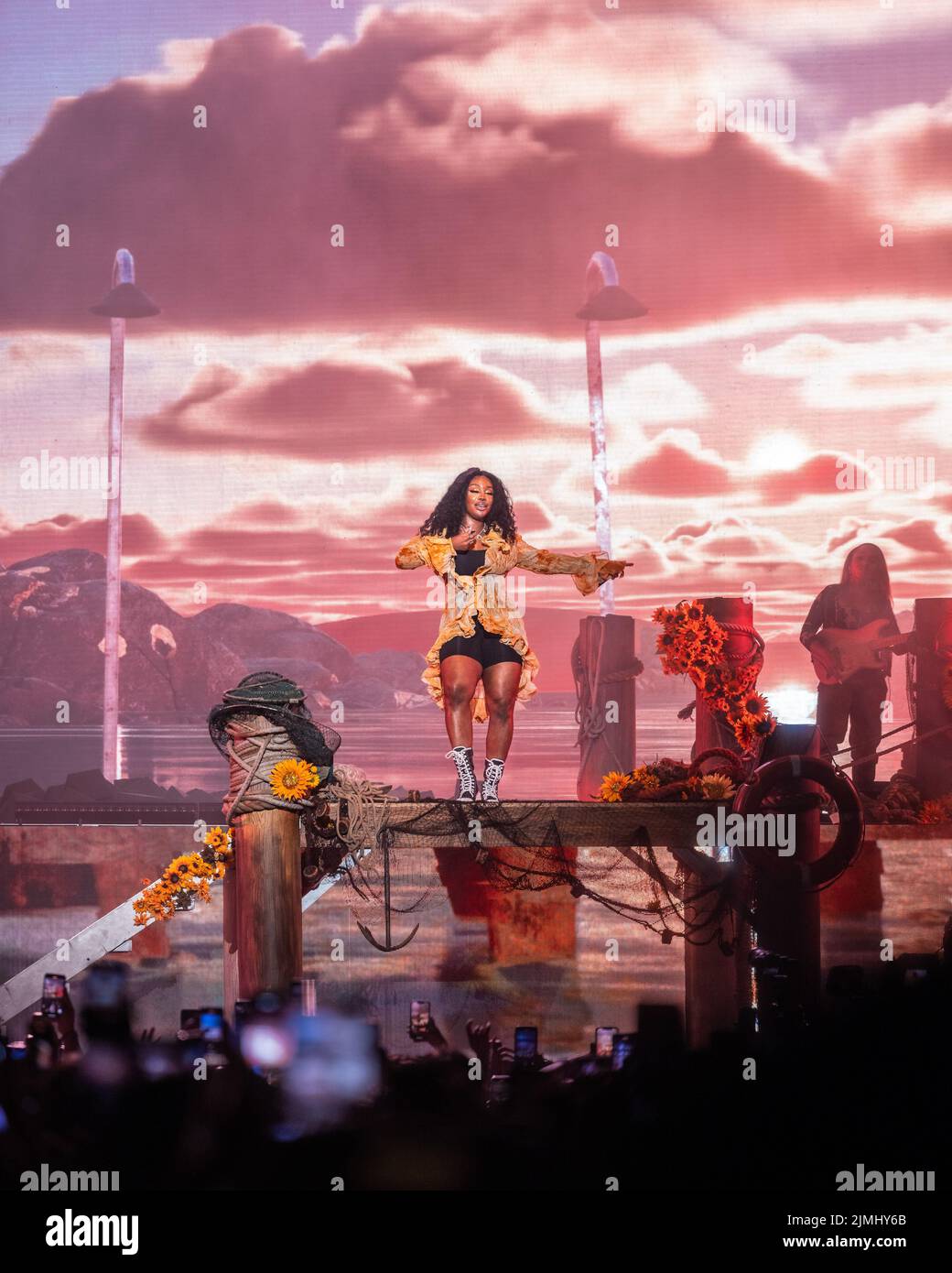 SZA performs at the Lands End Stage during the Outside Lands 2022 Music ...