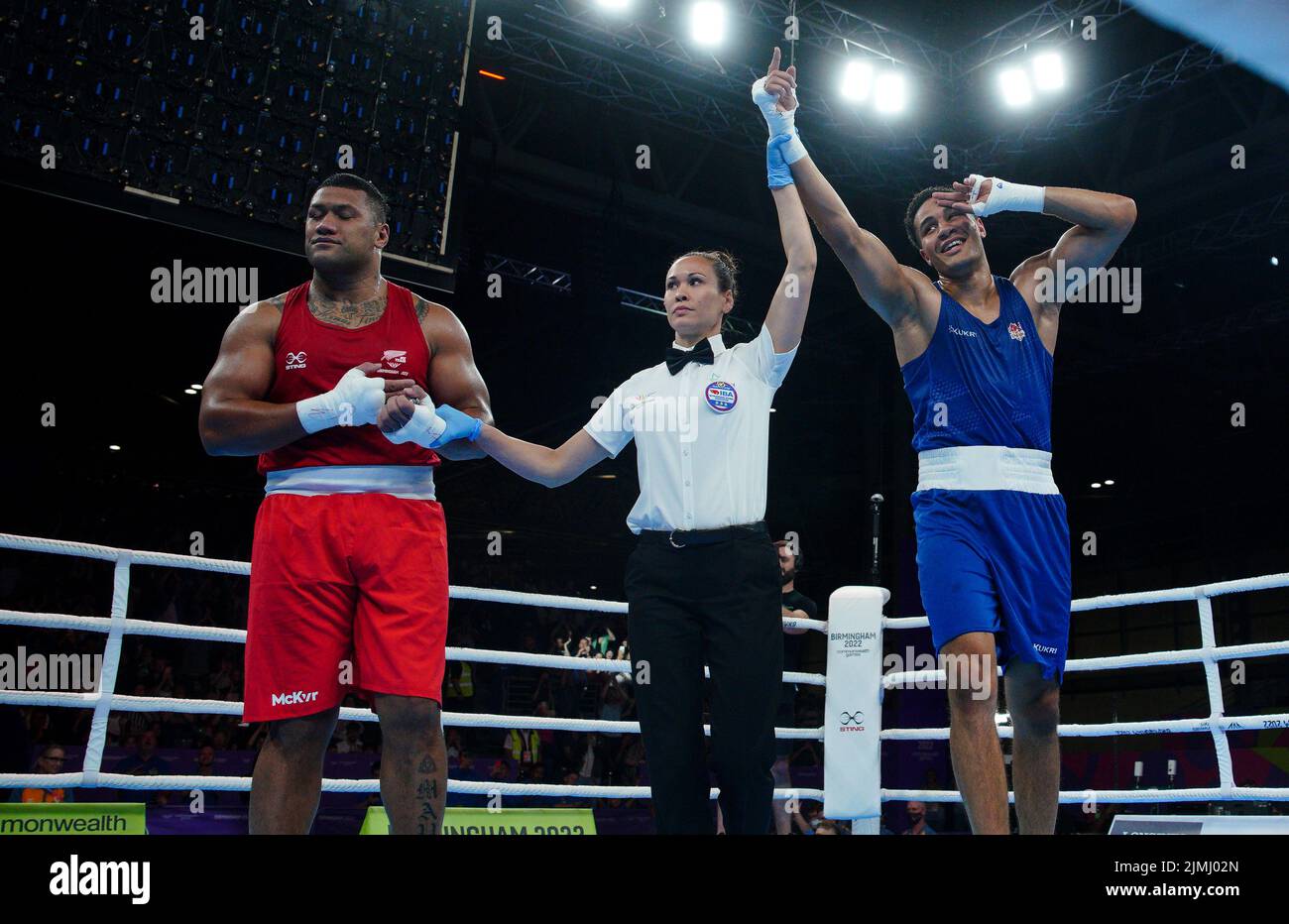 England's Delicious Orie (right) celebrates after defeating New Zealand ...