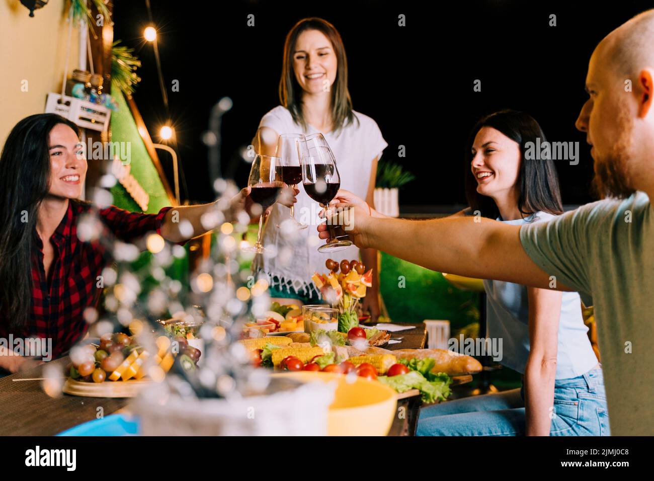 Wedding hands toasting hi-res stock photography and images - Alamy