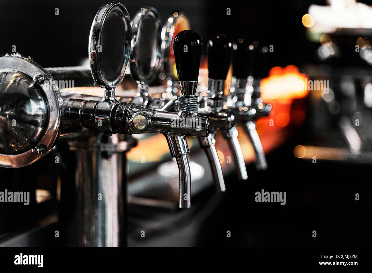 Beer machine hi-res stock photography and images - Alamy