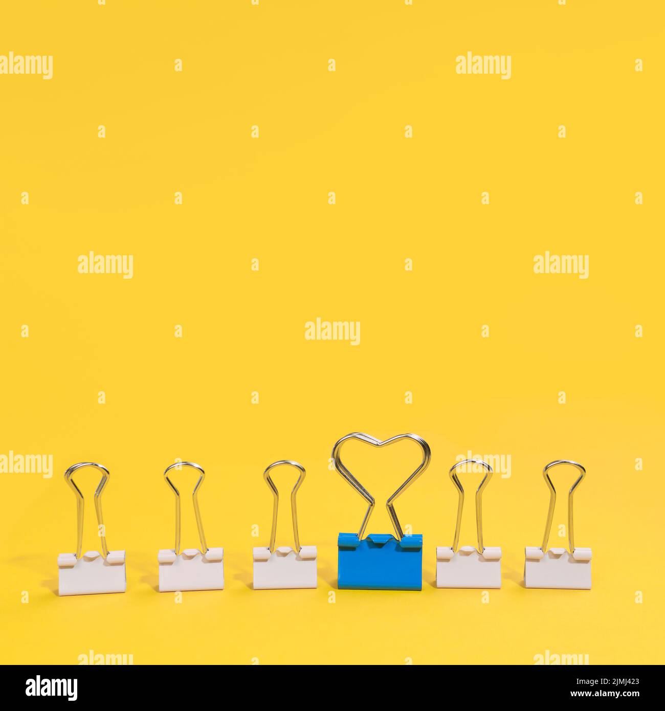 Stationary arrangement hi-res stock photography and images - Alamy