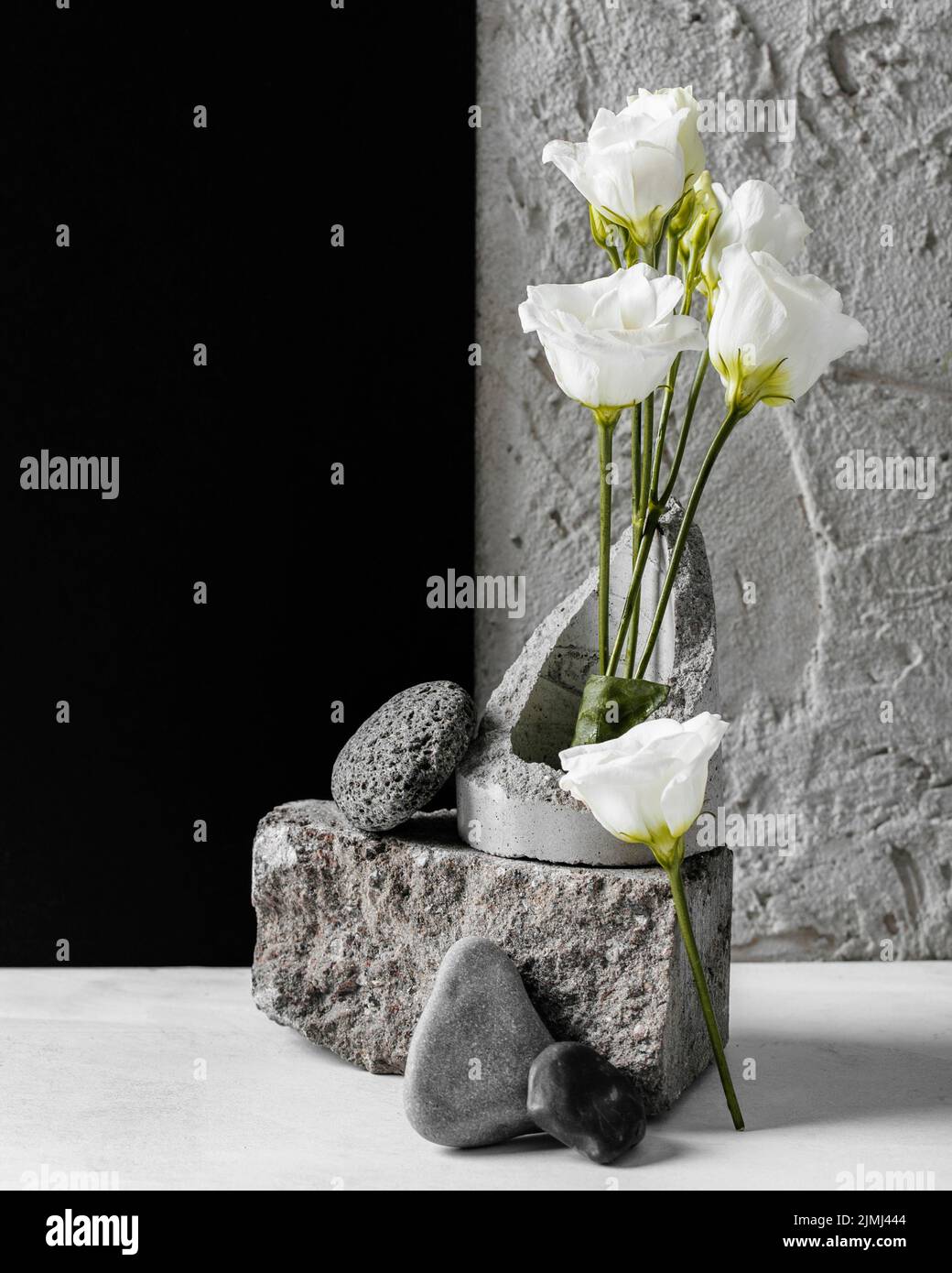 Spring rocks hi-res stock photography and images - Alamy