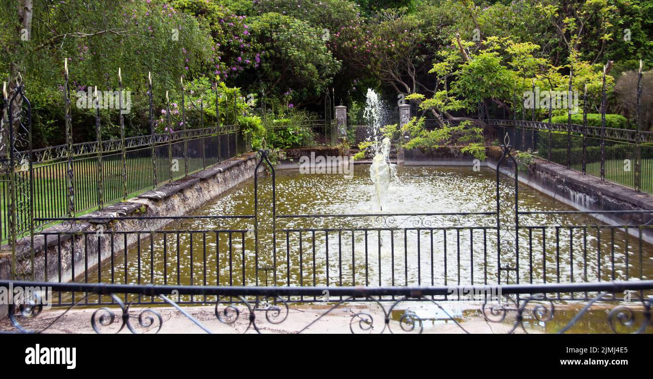 Former garden to raf officers mess in wwii hi-res stock photography and ...