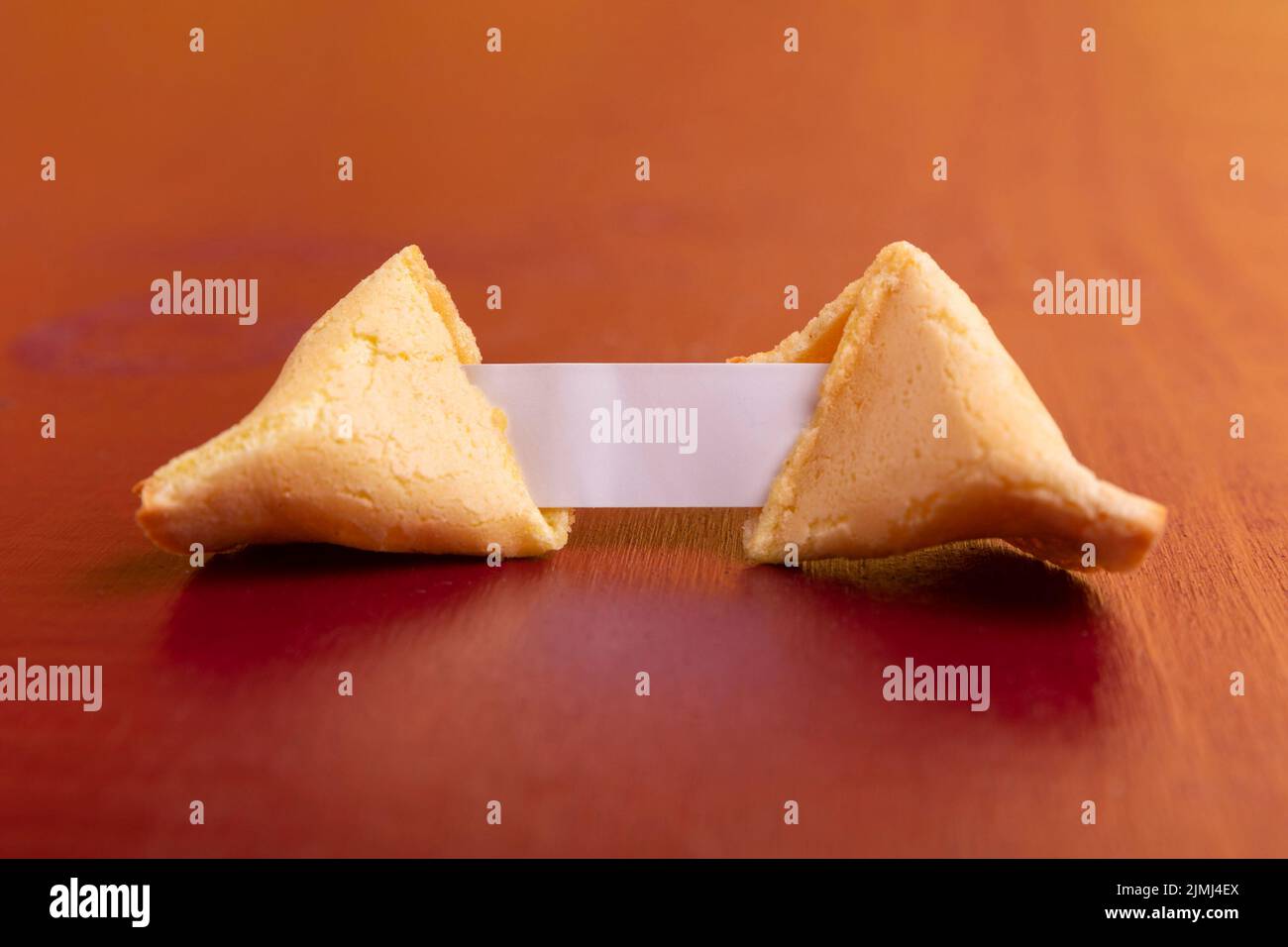 Fortune chinese cookie hi-res stock photography and images - Alamy
