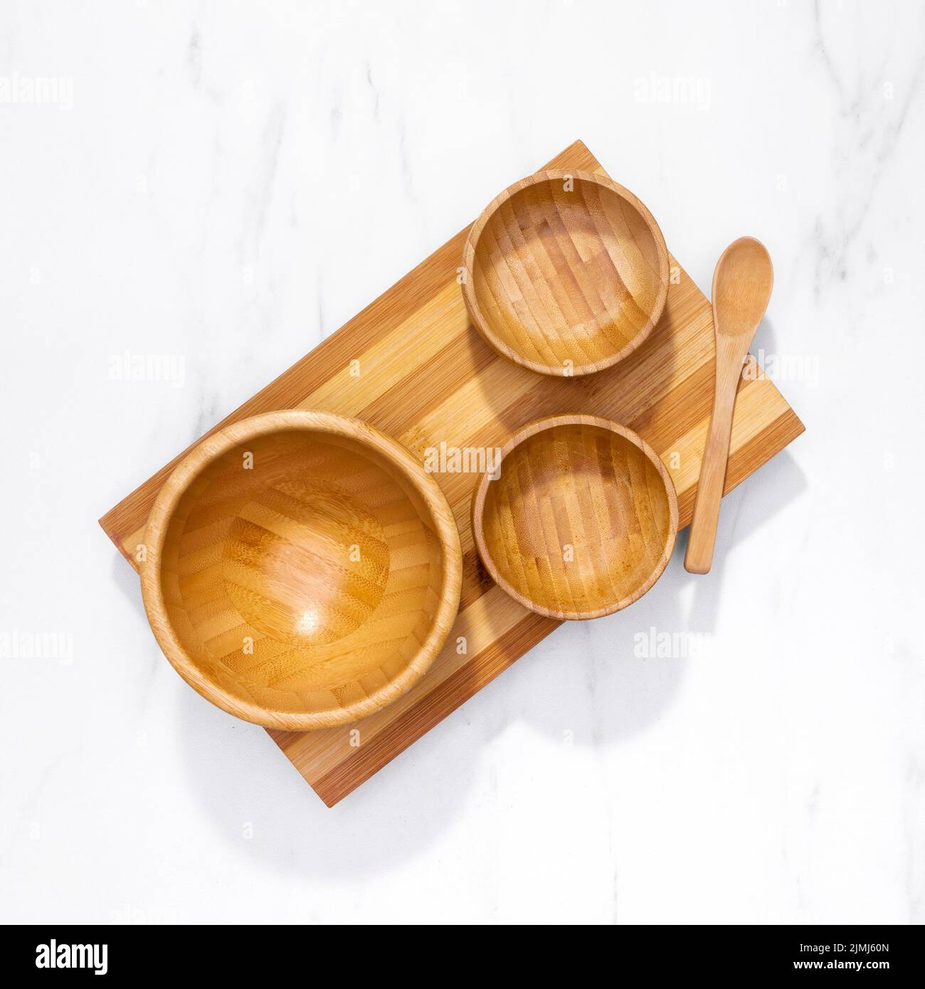 Top view kitchenware wooden board Stock Photo - Alamy