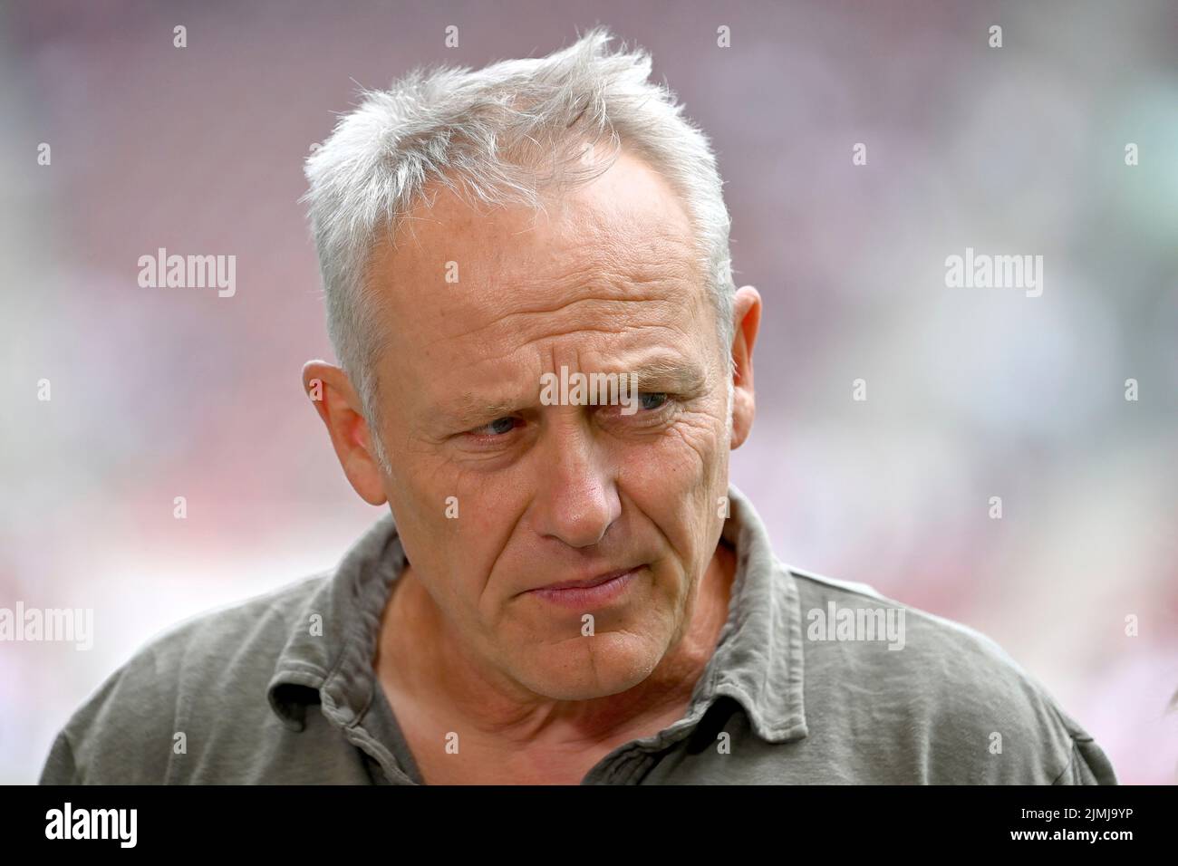 Christian STREICH, coach (SC Freiburg), single image, cut single motif ...