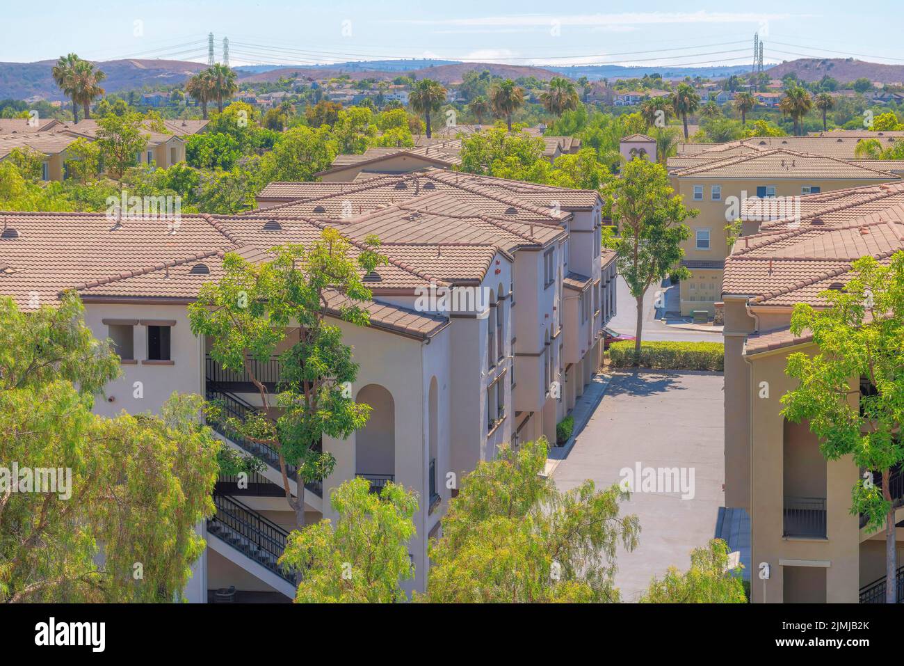 Ladera Ranch community with apartment buildings in Southern California ...