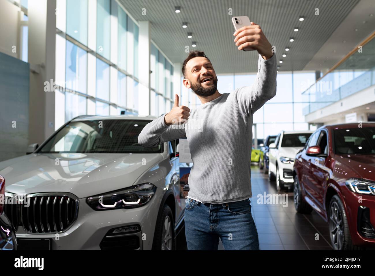 Selfie car family hi-res stock photography and images - Alamy